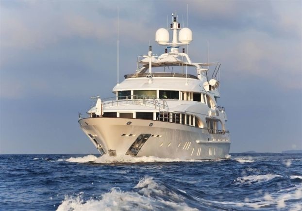 Yacht HARMONY III, Benetti Yachts | CHARTERWORLD Luxury Superyacht Charters